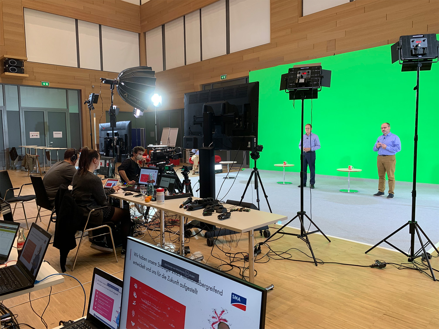 Five ideas for a digital Christmas party - Sunny. SMA Corporate Blog